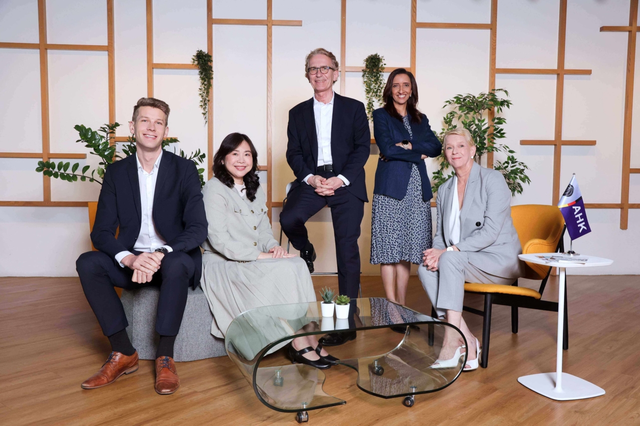 Meet the SGC Team | Singaporean-German Business Experts – AHK Singapur ...