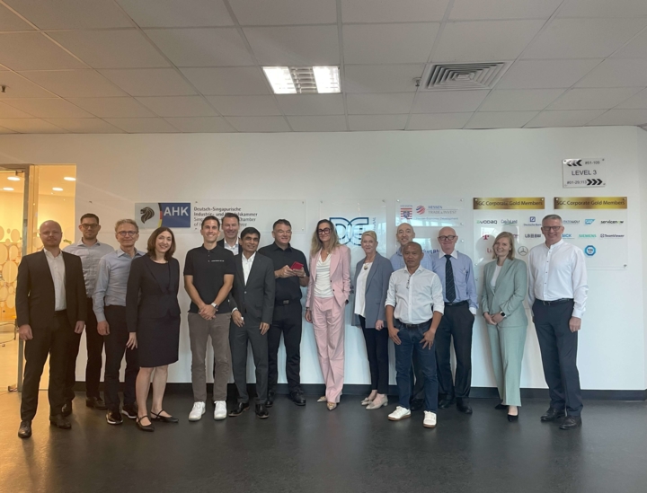 Corporate Networking and Fostering New Partnerships | Singaporean ...